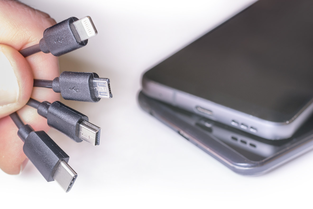 Handy richtig laden - diese Dinge sollten Sie vermeiden - Jahr der Technik